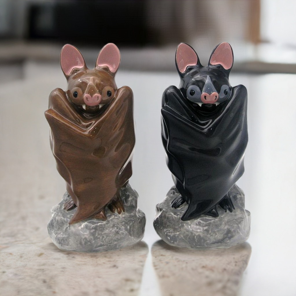 Ceramic Bats Salt & Pepper Set – Midnight Rose Emporium